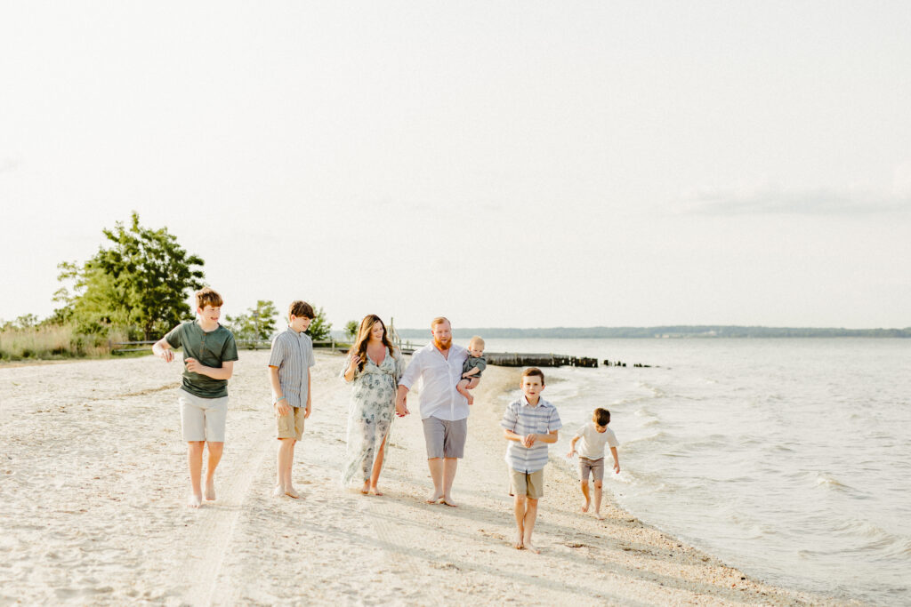 The McGowan Family | Southern Maryland Family Portraits on the Beach ...